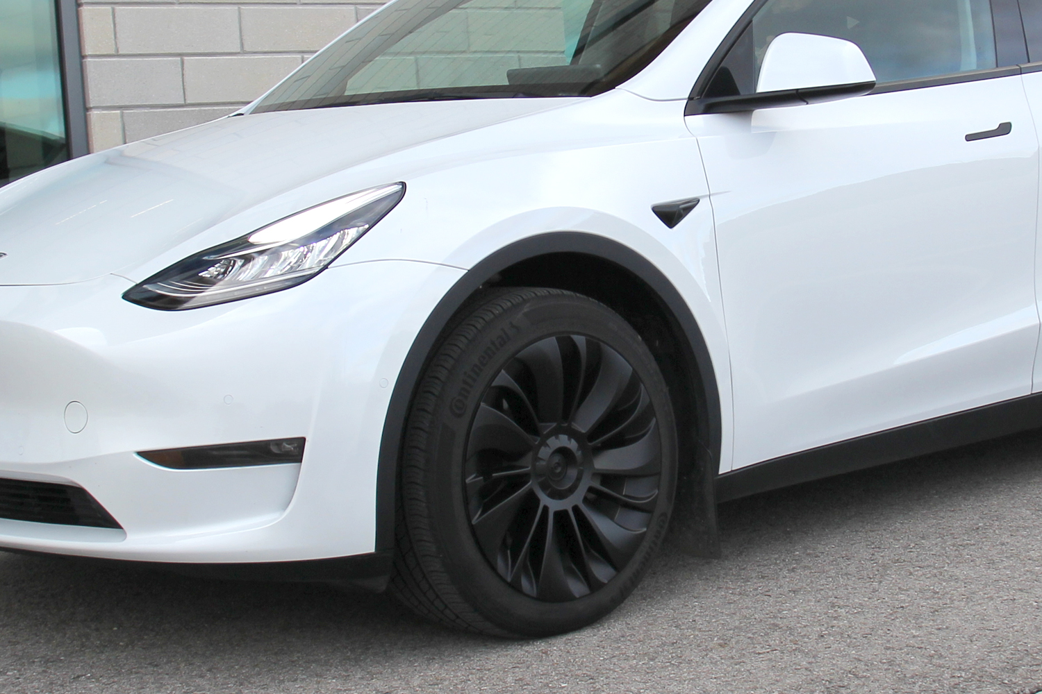 How to Take Aero Covers off a Tesla Model Y - Tesloid Canada