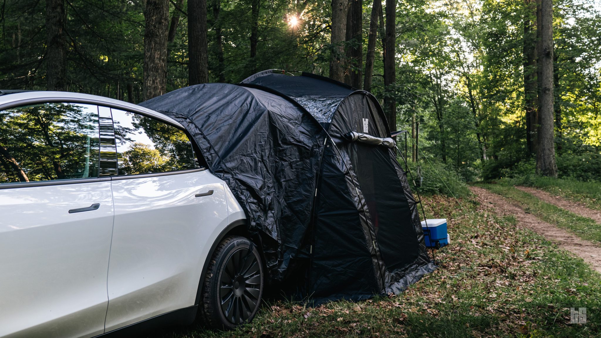 Model Y Camping Tent - Gen 2 - Tesloid Canada