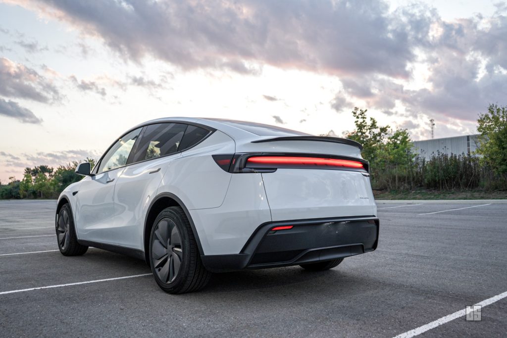 Model Y Performance Spoiler (2026) - Tesloid Canada